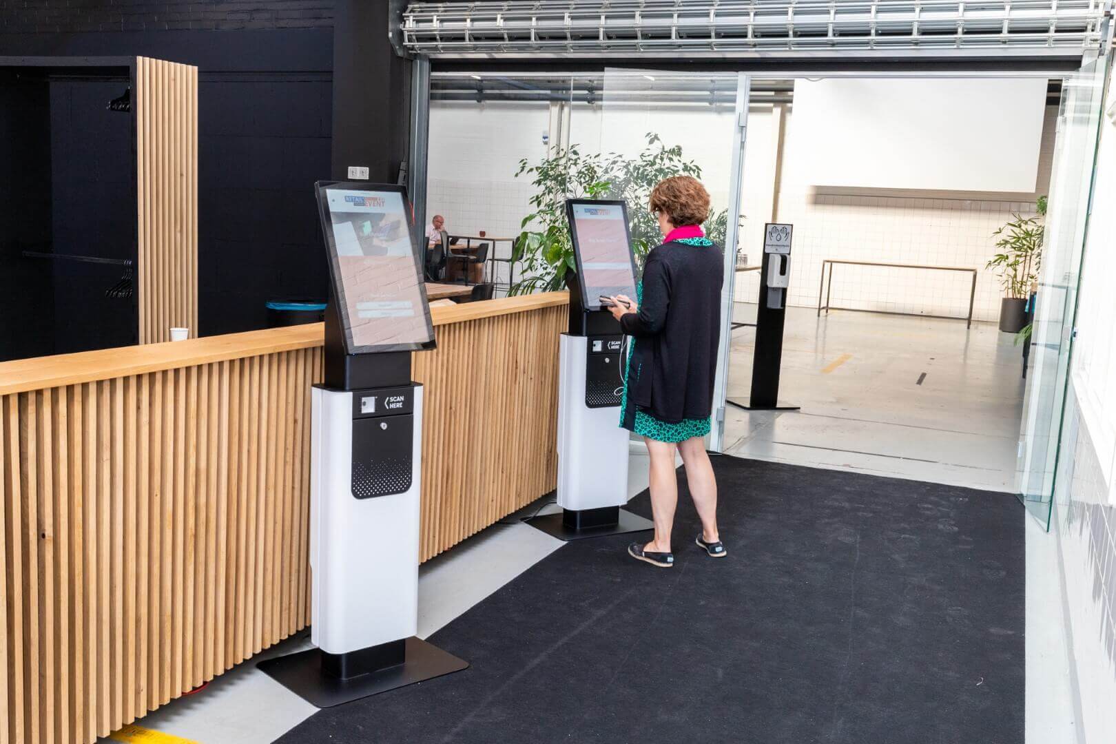 BLUE FIRE | Discover the BLUE FIRE Compact | Pan Oston